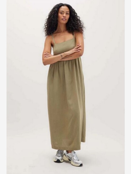 Richer Poorer | Dresses | Richer Poorer Linen Maxi Dress | Poshmark